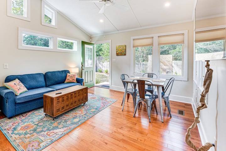 2 Blocks To Archbold Medical Center! Airy Retreat - Thomasville, GA