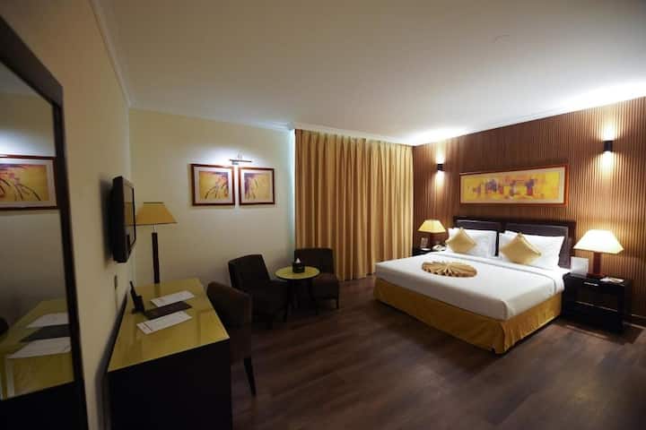 Modern Room Near Delma Park - Abu Dhabi