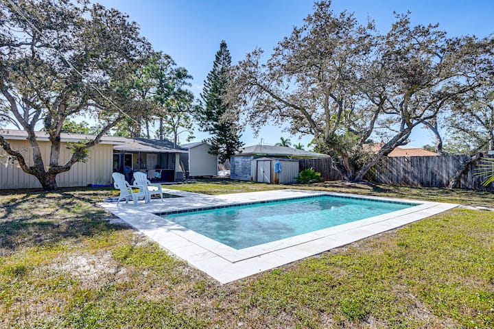 Pet Friendly! Sunny Getaway 3 Mi To Barefoot Beach - Bonita Springs, FL