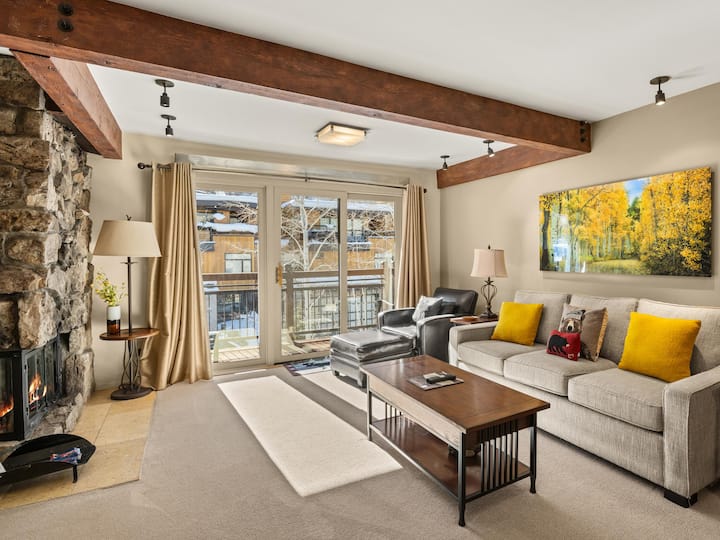Lift One Condominiums - Unit 409 - 亞斯本