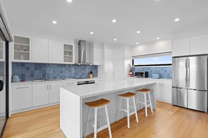 Mercer On Port - Portarlington, Australia