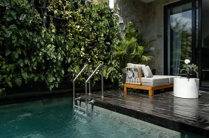 Luxe 2br Batu Belig Beach | Pool & Work Hub - Bali