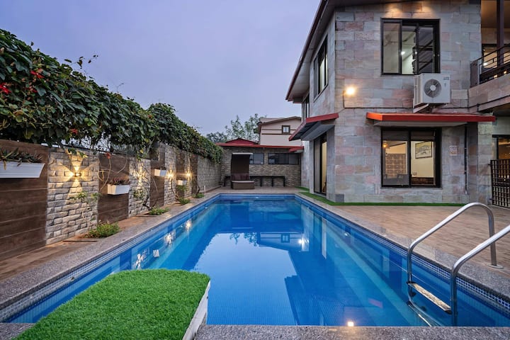 Stay Leisurely Reverie 5bhk, Karjat - Karjat