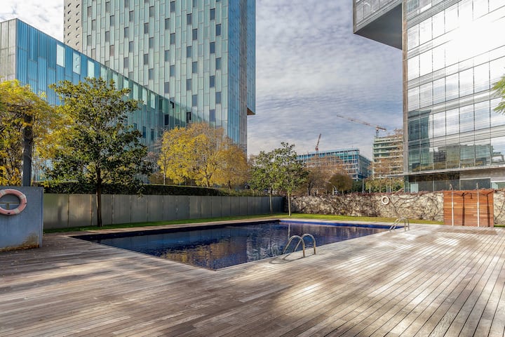 Pool, Terrace & Beach Vibes In Poblenou - Barcelona