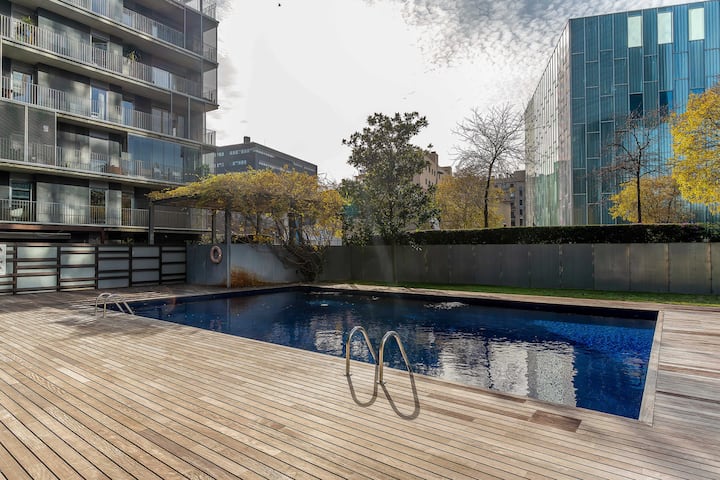 Pool, Terrace & Beach Vibes In Poblenou - Barcelona