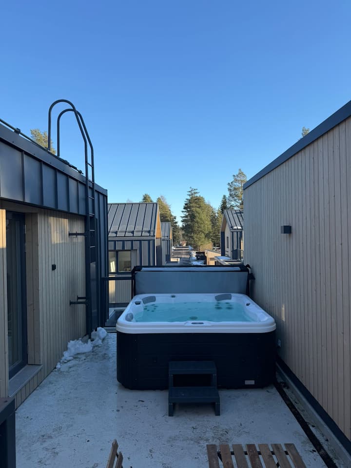 Glorious Two-floor House, 4 Bedrooms, Sauna, Park - Kerava