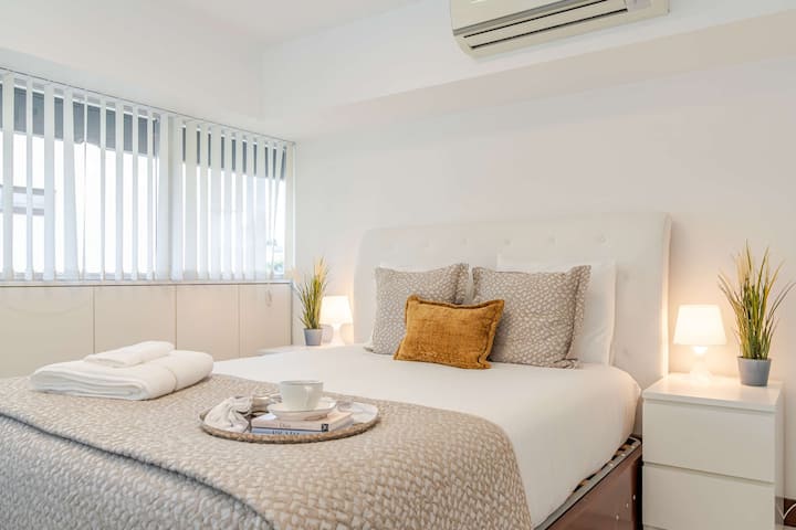 Bright Work-friendly Suites W/ Parking By Hostwise - Porto