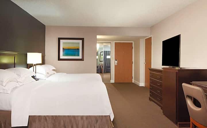 2 Cozy Rooms To Enjoy Scenic Lakeside Vibes - League City, TX