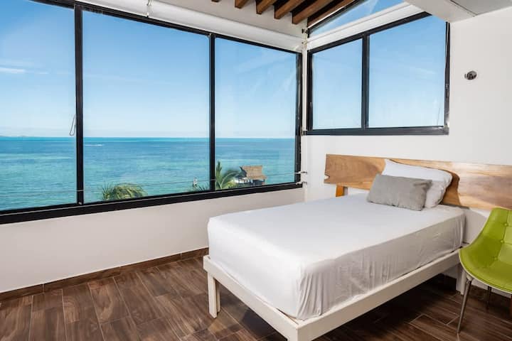 Ideal With Ocean View In Puerto Juarez - Isla Mujeres