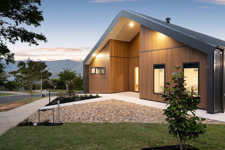Fiddle View Alfresco Dining With Mountain Views - Mountain Creek Road