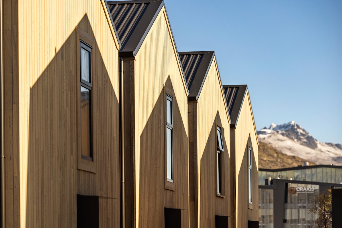 Alpine Tussock Villa in Queenstown - Reihenhäuser zur Miete in ...