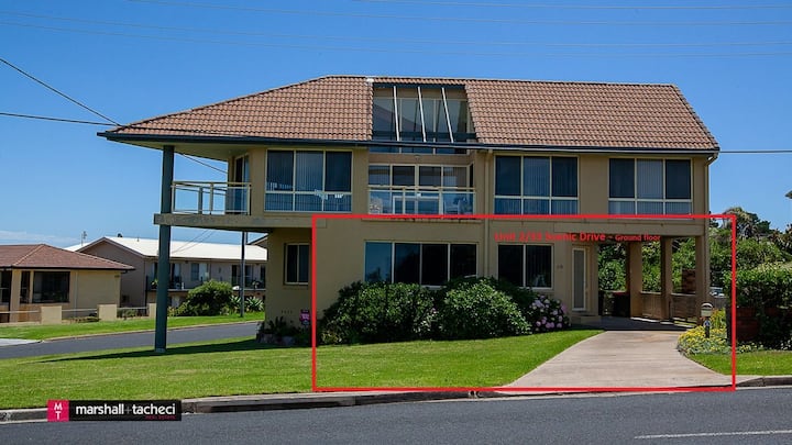 Beachview  Unit2 ,33 Scenic Drive, Bermagui - Bermagui