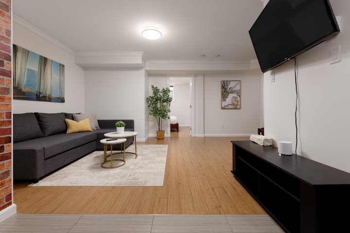 Cosy Bsmt Suite, Near Grouse Mtn, Freeparking - North Vancouver