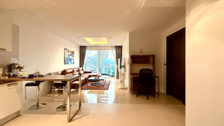 Emerald 705 Duplex Penthouse With Stunning Seaview - Patong Beach