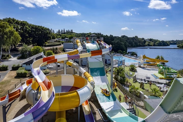 Mobil Home Tv Plancha | Camping 4* | Top Parc Aqua - Jugon-les-Lacs