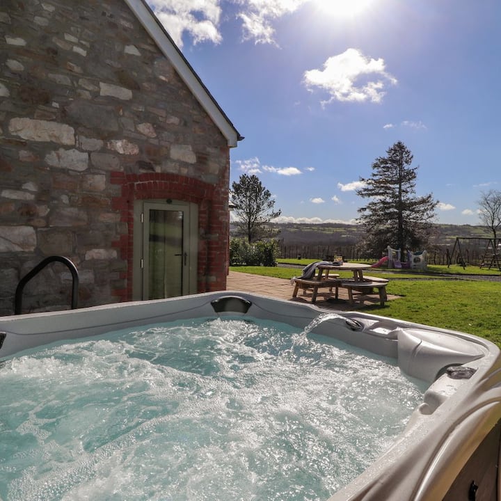 2 Bed In Golden Grove (Oc-g34198) - Llandeilo