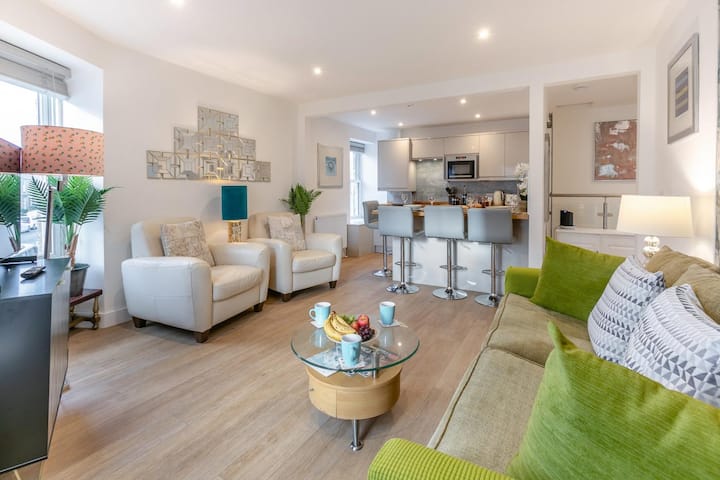 2 Bed In Penzance (Oc-u34133) - Penzance