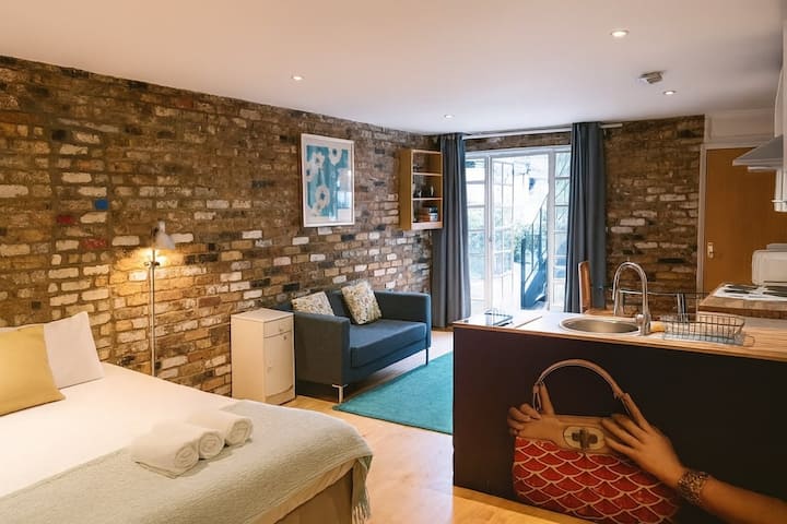 Stylish Studio Flat In Fullwoods Mews, London - London, UK