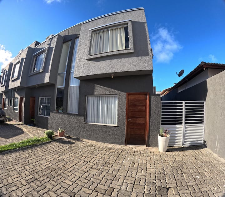 Duplex Bem Localizado Perto Da Praia E Comercio - Porto Seguro