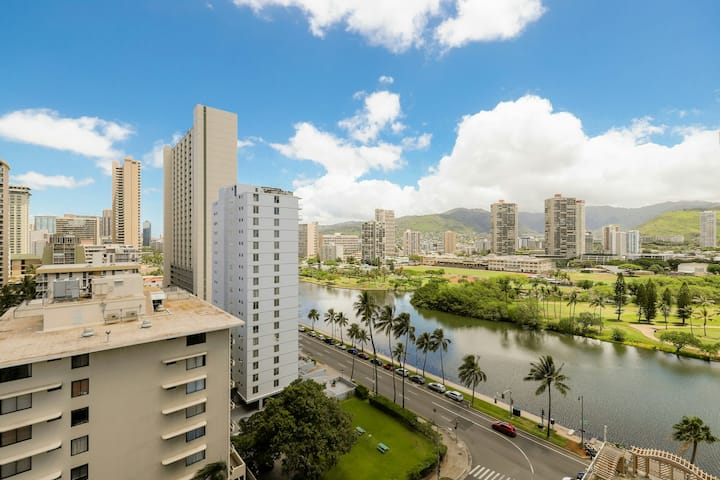 Conveniently Located 1br Waterview 16th-floor - Honolulu, HI