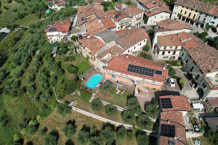 Casale San Giacomo Guest House - Moniga del Garda