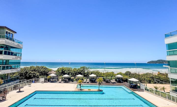 Cobertura Pé Na Areia, Praia Do Santinho - Asr004 - Florianópolis