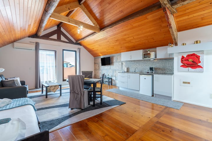 Central Porto Penthouse Bundle – 3 Studios - Porto