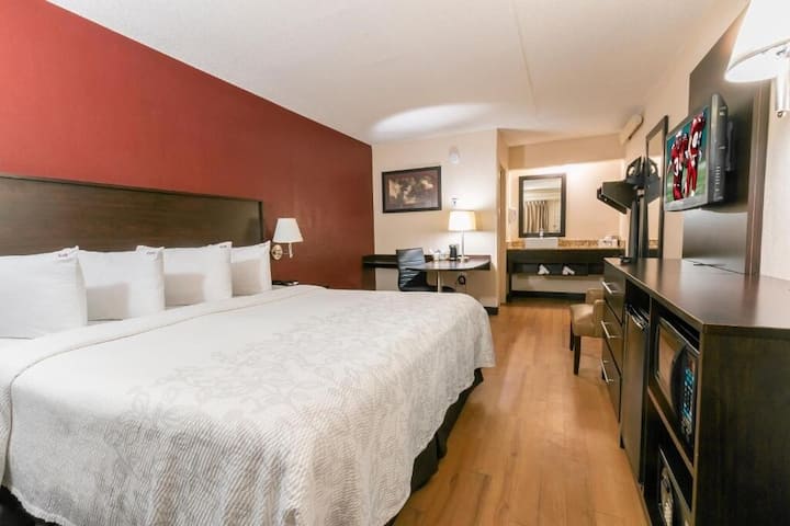 Columbus 2-room Retreat For Guests With Pets - Dublin, OH
