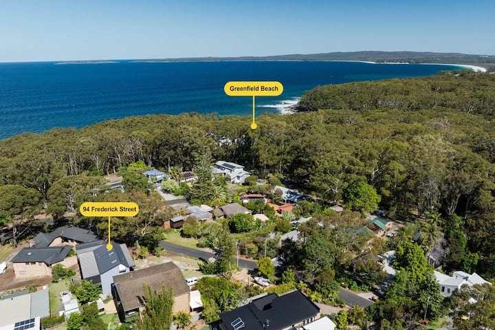 Luna Beach House, Vincentia - South Coast