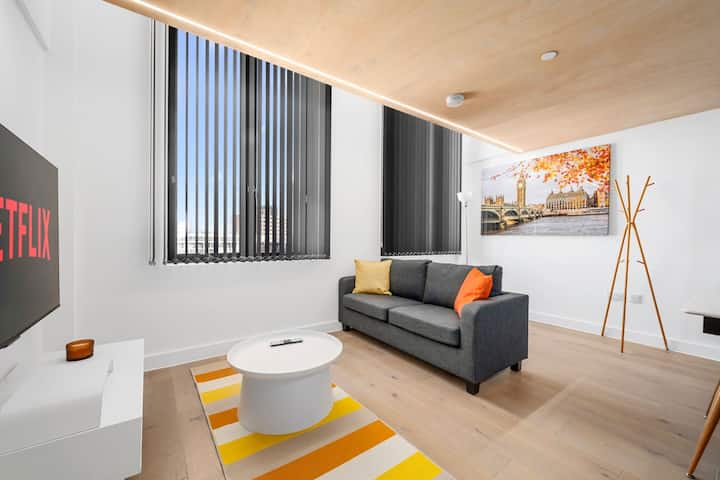 Modern & Stylish Retreat In Manchester City Centre - Manchester