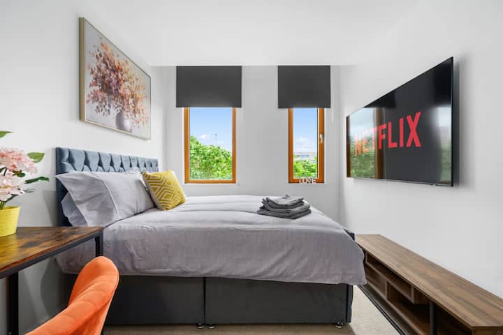 Spacious 3br Retreat By Piccadilly Gardens - Manchester