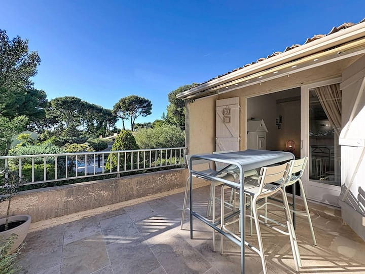 Appartement Saint-cyr-sur-mer, 2 Pièces, 4 Pers. - Saint-Cyr-sur-Mer