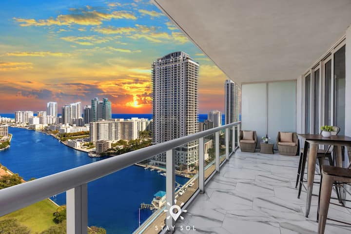 One Bedroom - Amazing Balcony - Hallandale Beach, FL