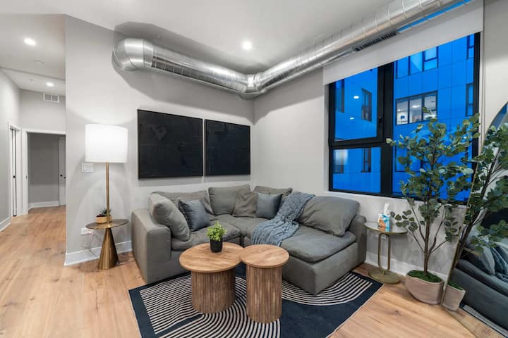 Modern 2br/2ba In Edgewater, Chicago - Evanston, IL