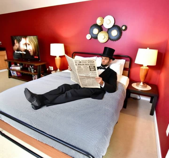 Roof Top Townhouse In Tremont, Near Downtown! - Cleveland, OH