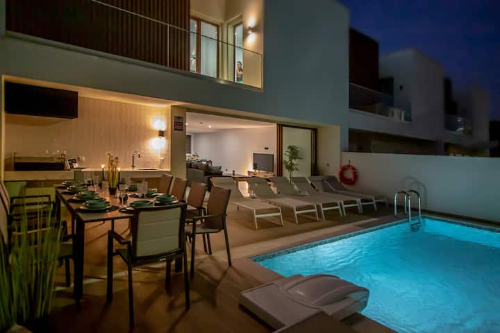 Two Separate Luxury Villas · Old Town · Sleeps 18 - Albufeira
