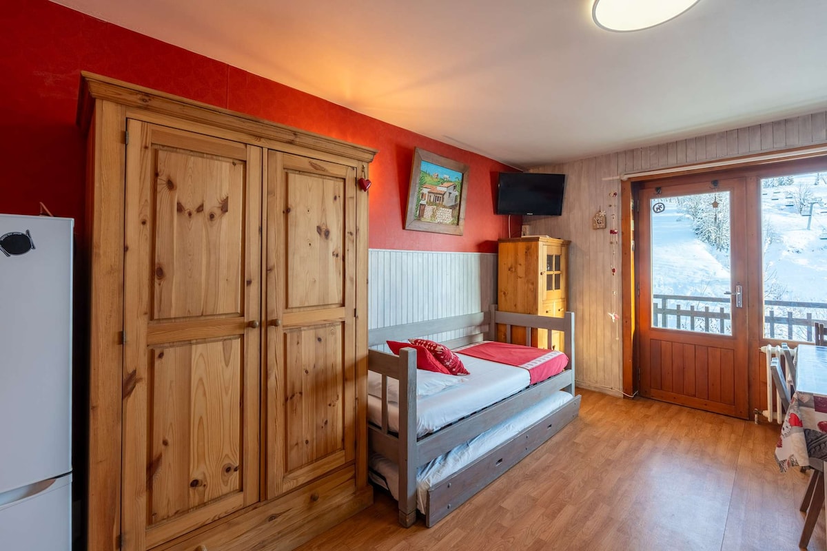 Planay: Estudio en el centro del pueblo a 100 m de las pistas ...