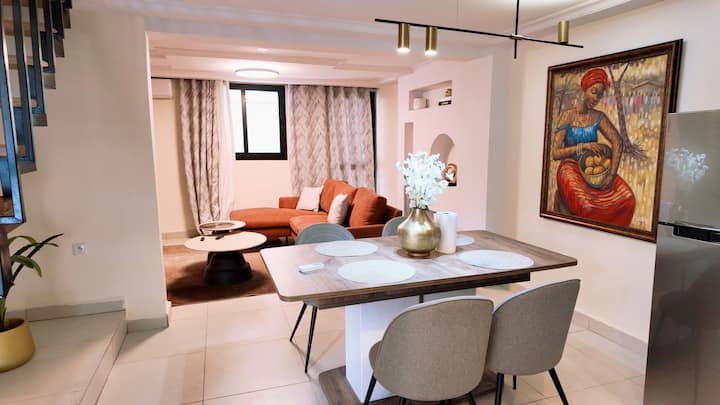 Charmant Appartement De 2 Chambres Avec Generateur - Kinshasa