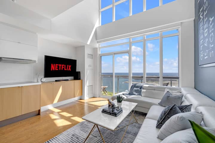 Waterfront Penthouse Stay With City Views! - Toronto