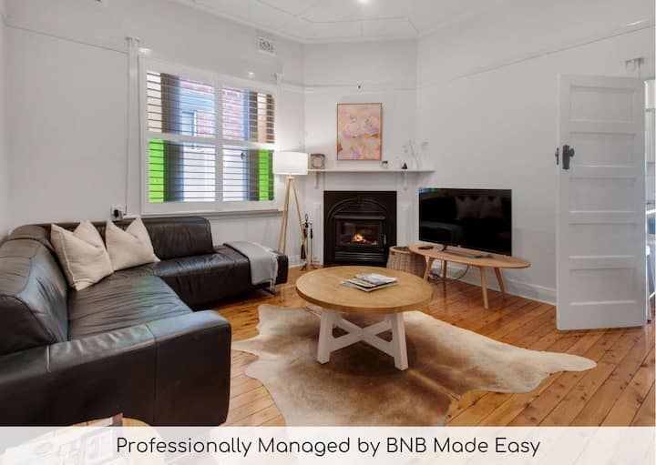 Peter Cottage | Cbd Location, Bright & Homely - Wagga Wagga