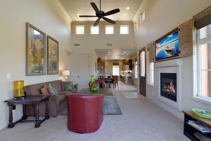 Stunning Designer Townhome In Morro Bay - Morro Bay, CA