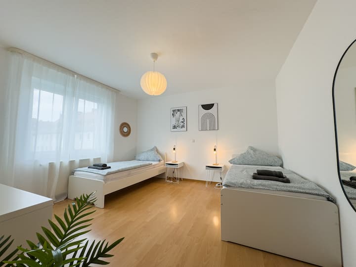 108qm - 4 Zimmer - Parkplatz - City - Kassel