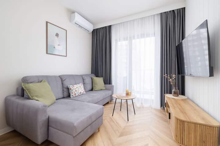 Góreckiego 17 | Stylish Apartment With Balcony - Katowice