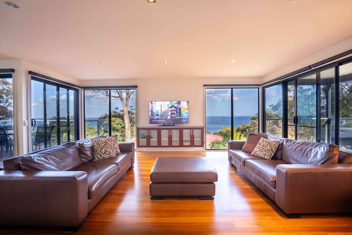 Bright Ocean View House 3b5b Double Garage - Lorne