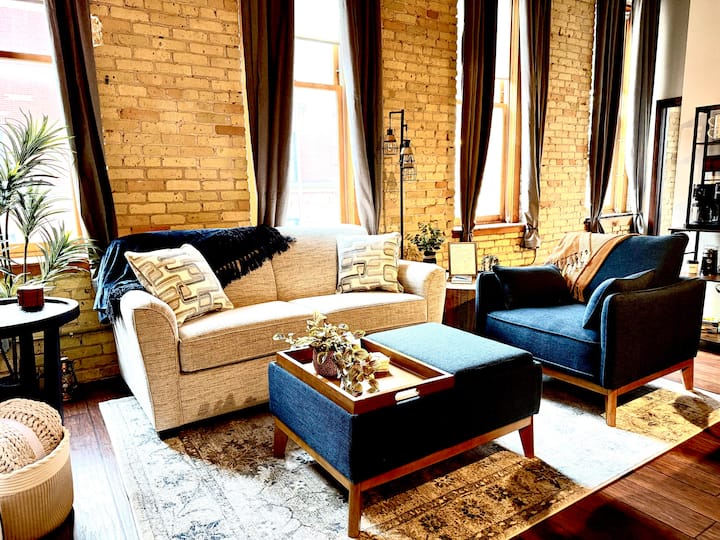 Loft On Lake Ave - Duluth, MN