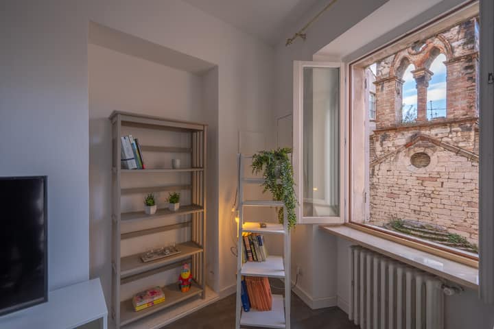 Luna 30 - Historic Heart With A View - Italywego - Perugia