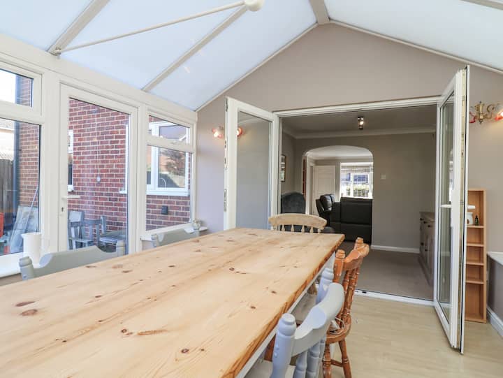 Pear Tree House - Canterbury