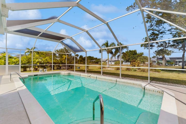 2 Br Home With Private Pool And Internet - Punta Gorda, FL