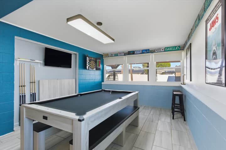 Venetian Escape • Gameroom, Private Patio & Grill - St. Petersburg, FL