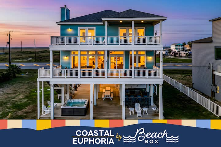 Beachfront Home- Hot Tub & Private Walkover - Jamaica Beach, TX